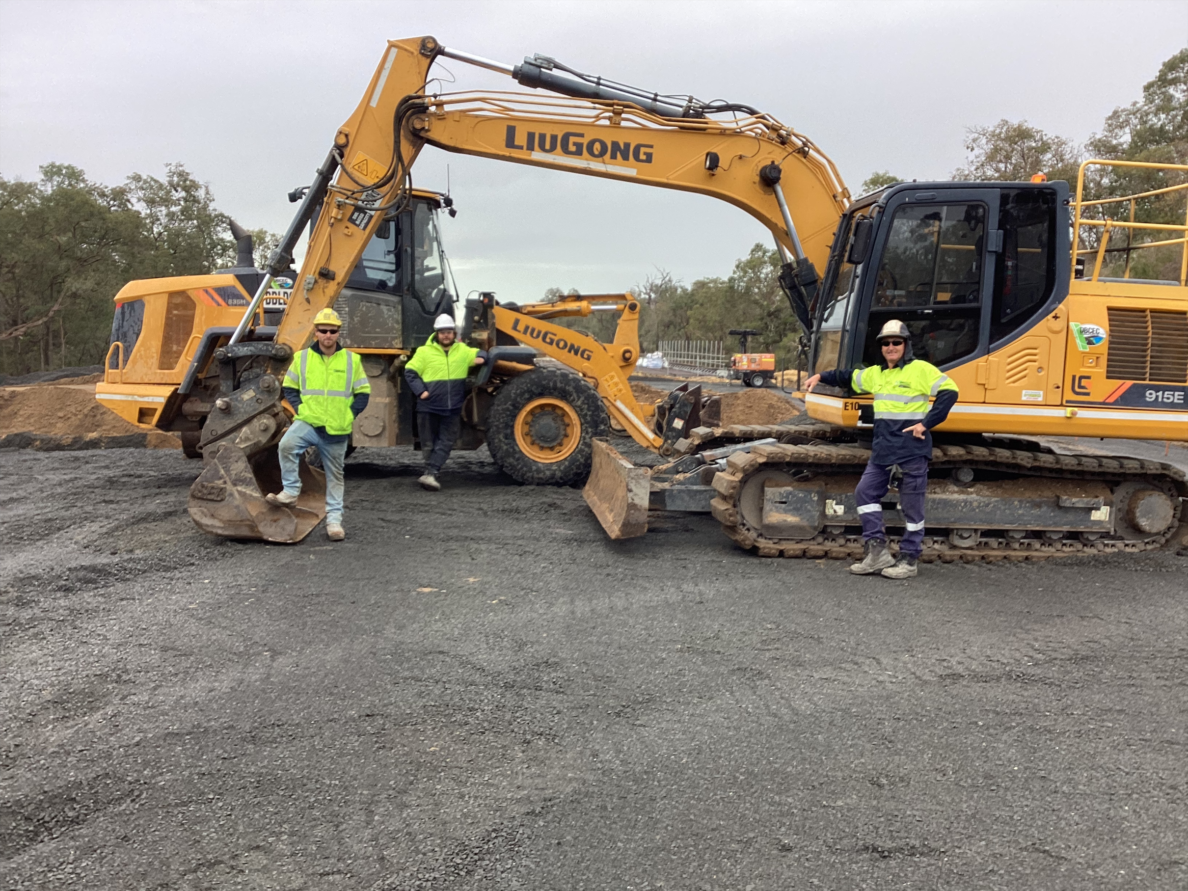 BORR 310724 Local businesses helping to build the southern section of ...