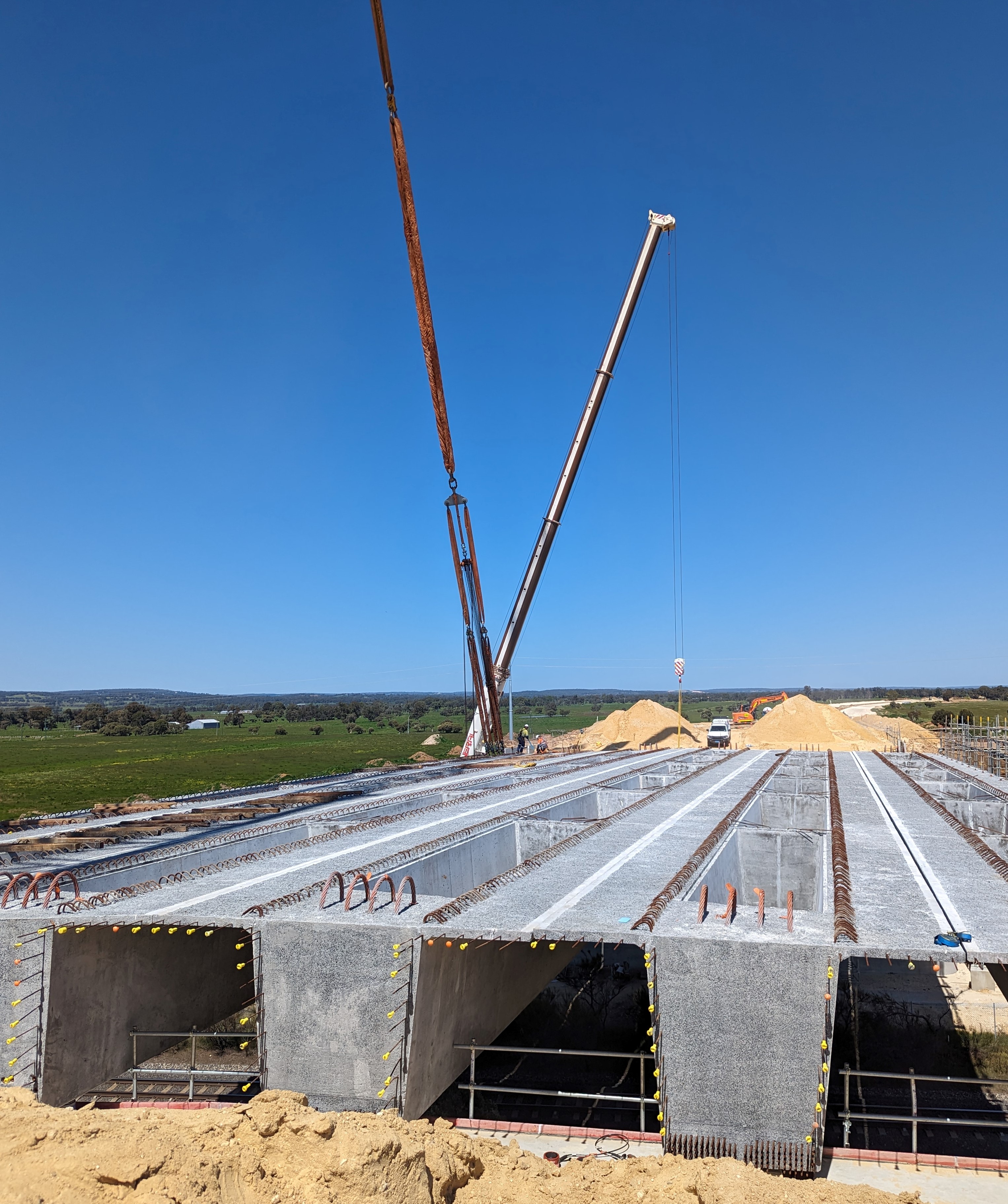 BORR 201023 Beam work makes the BORR dream work | Main Roads Western ...